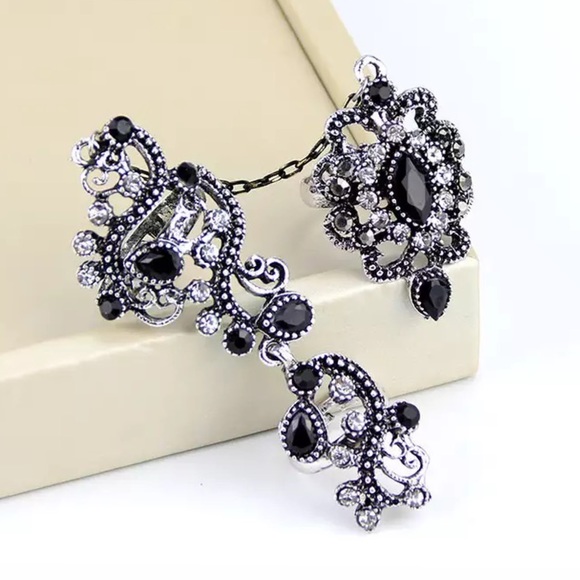 Jewelry | Vintage Baroque Double Chained Crystal Ring | Poshmark